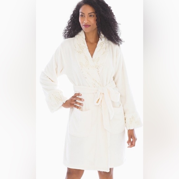 Soma | Intimates & Sleepwear | Soma Luxe Whitegold Sparkle Plush Warm ...